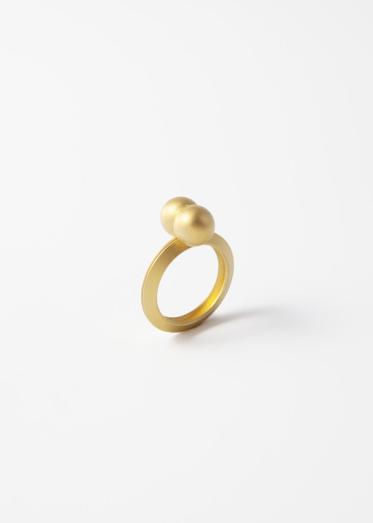 Nucleus ring gold plated – estherheite jewellery and objects