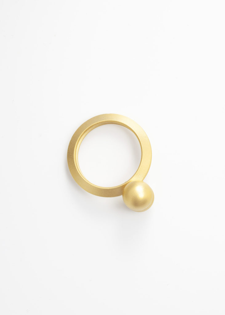 Nucleus ring gold plated – estherheite jewellery and objects